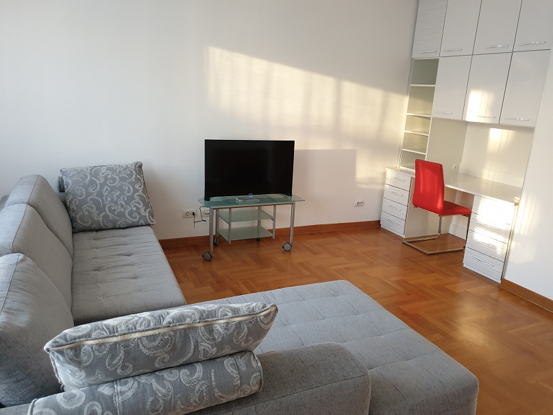 Izdavanje, dvosoban stan, 65m2, Altina, Beograd | Estitor