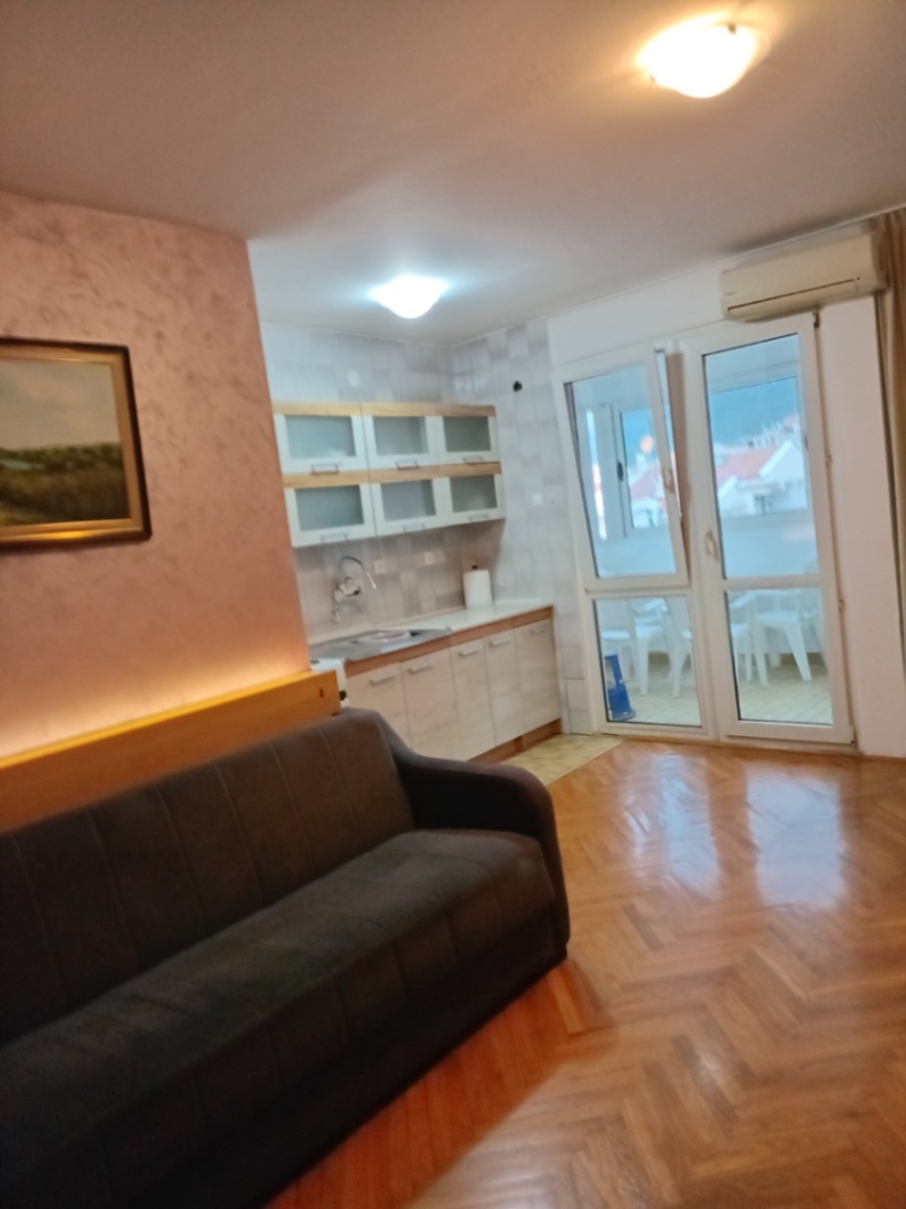 Prodaja, garsonjera, 34m2, Centar, Bar | Estitor