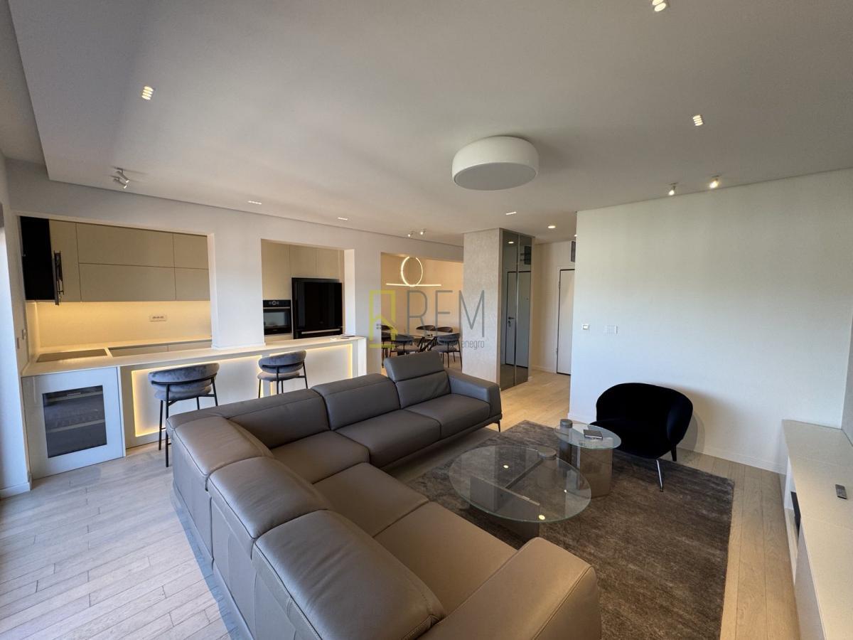 Three Bedroom Apartment for Rent, 136m2, Master Kvart, Podgorica | Estitor