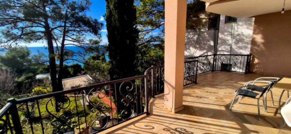 Prodaja, kuća, 220m2, Centar, Bar | Estitor