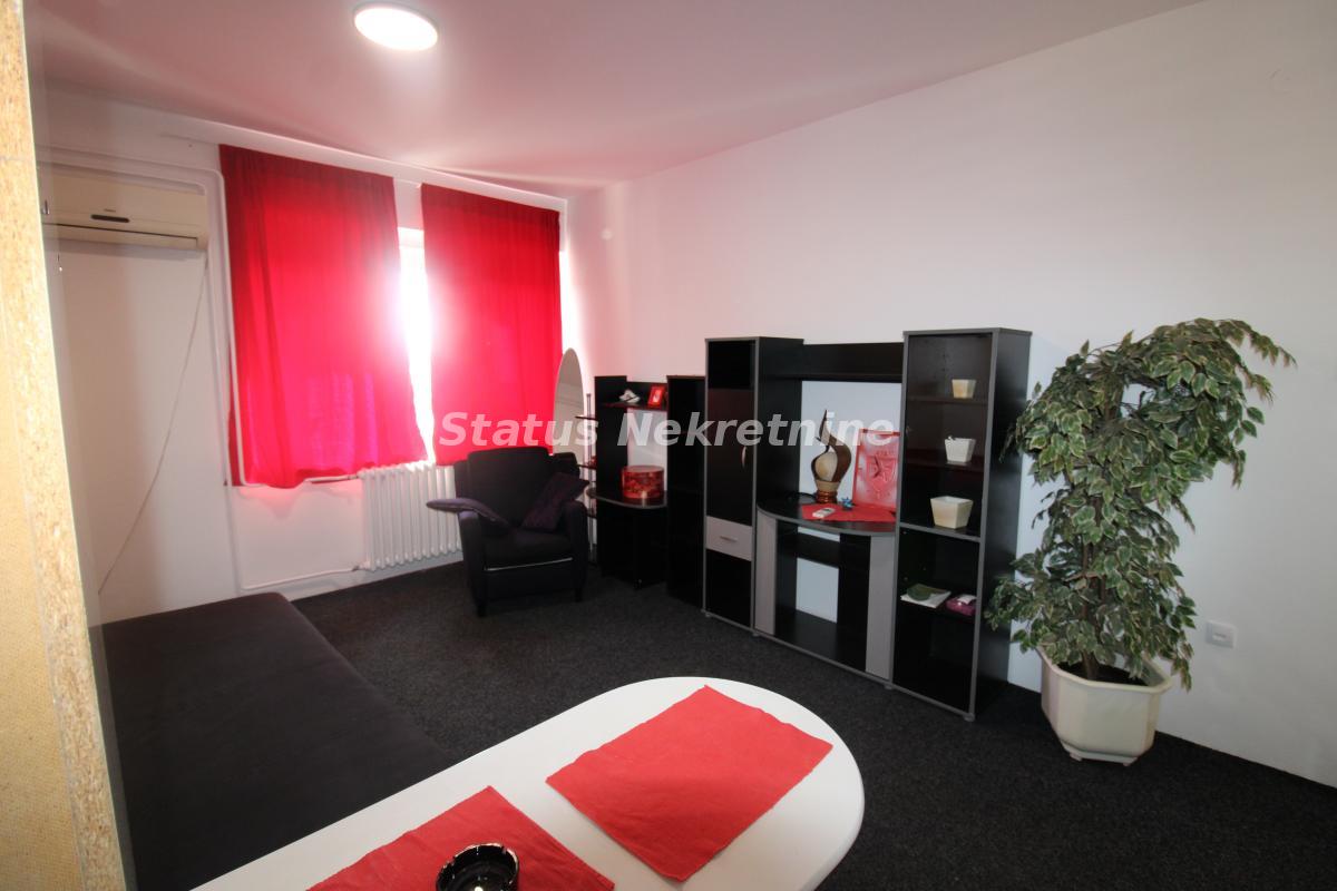 Izdavanje, garsonjera, 28m2, Stari grad, Novi Sad | Estitor