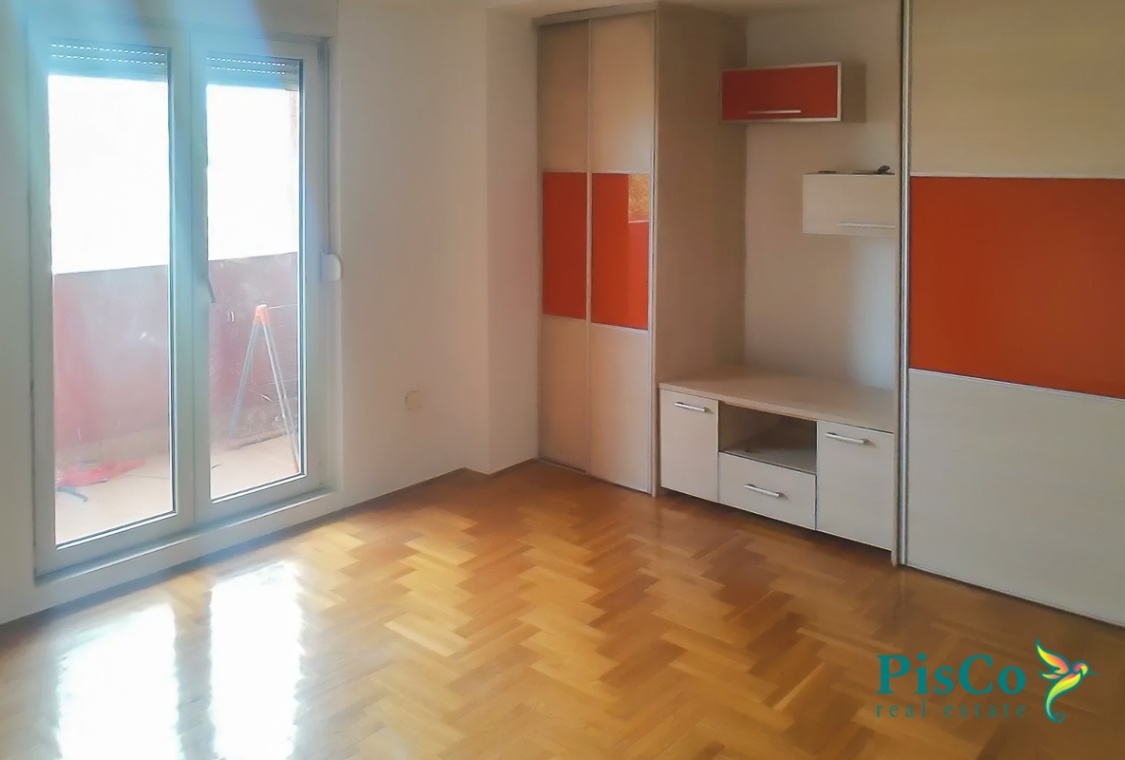 Prodaja, jednosoban stan, 56m2, Krivi Most, Podgorica | Estitor