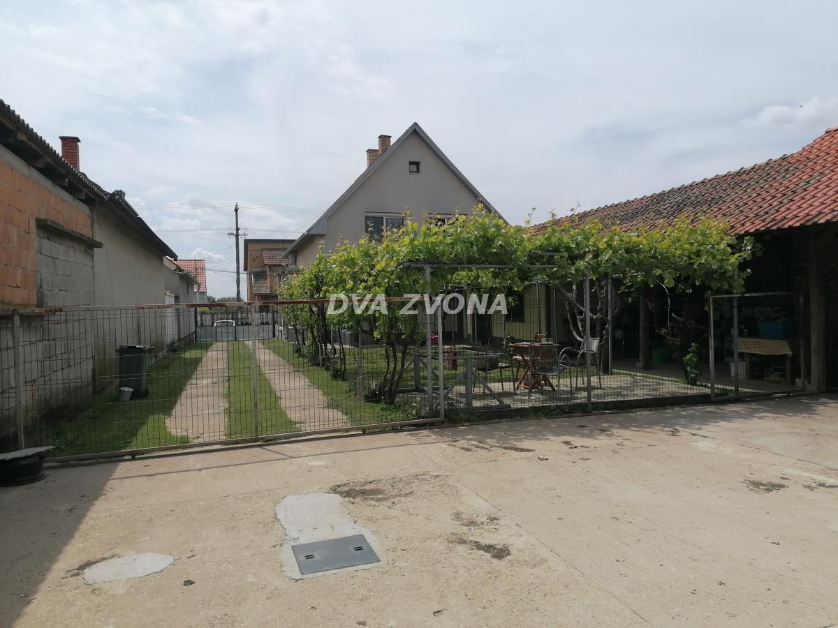 Prodaja, kuća, 216m2, Novi Slankamen, Inđija | Estitor