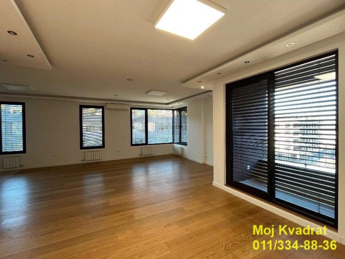 Izdavanje, četvorosoban stan, 122m2, Stari Grad, Beograd | Estitor