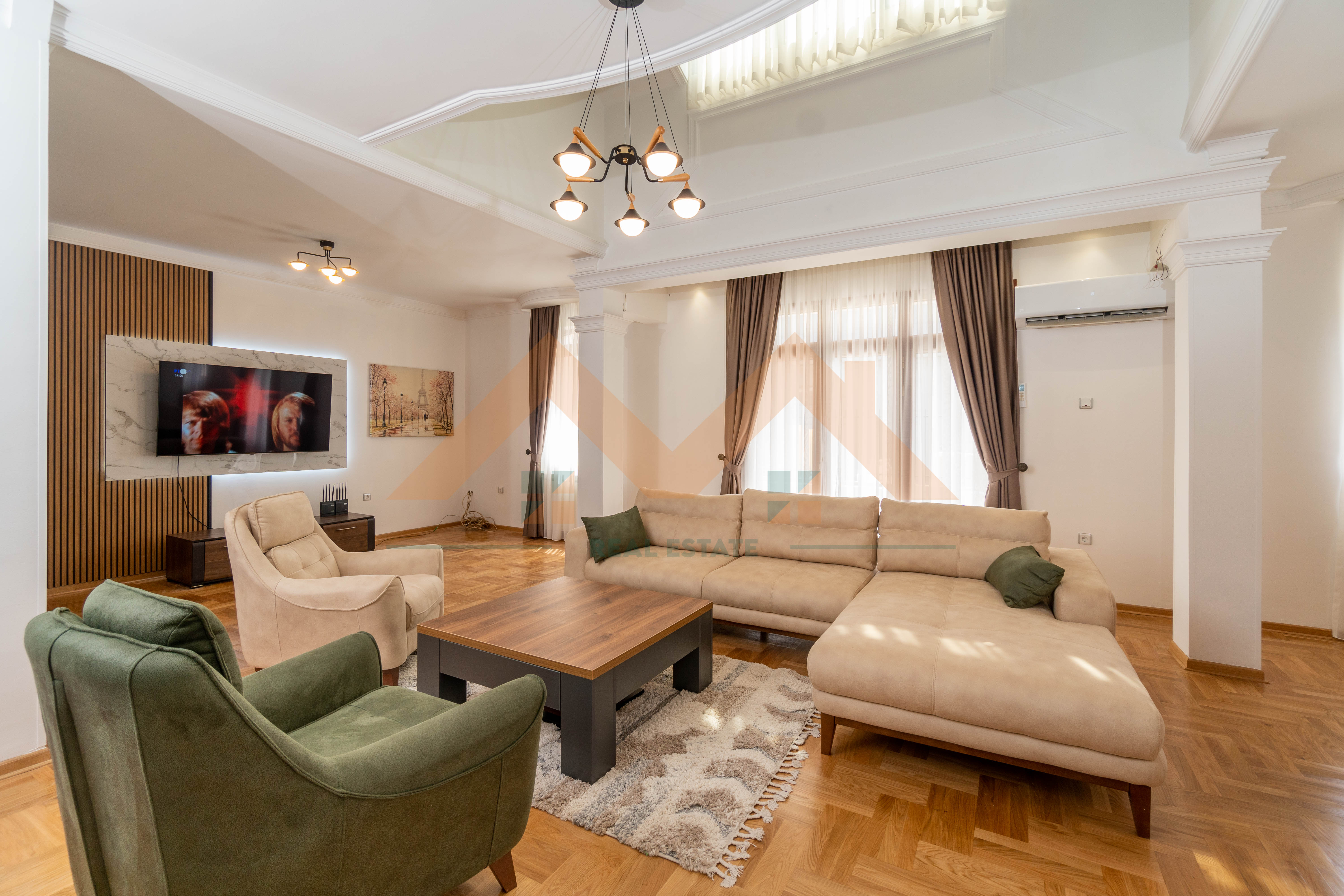 Izdavanje, kuća, 280m2, Zabjelo, Podgorica | Estitor