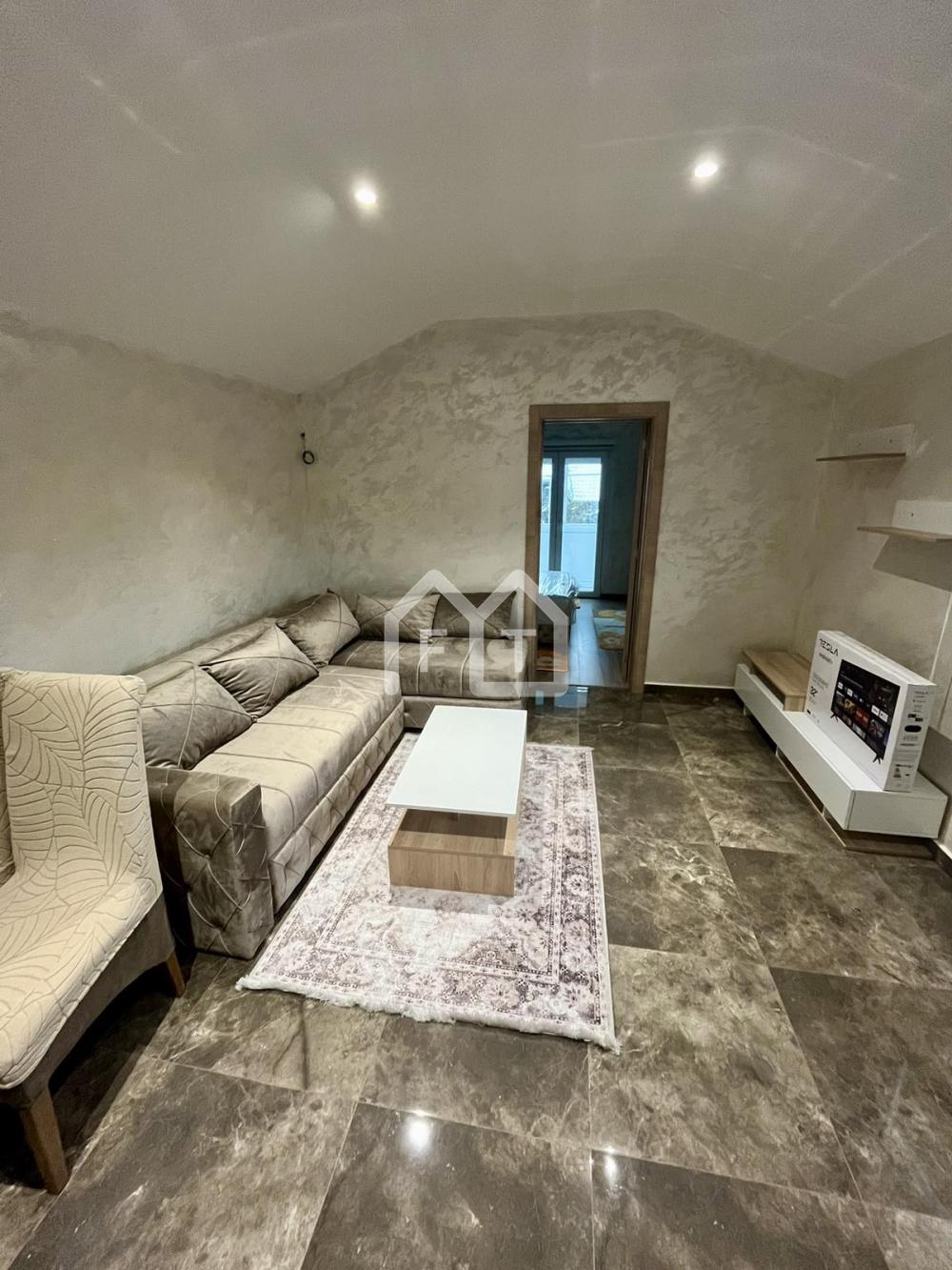 Izdavanje, dvosoban stan, 45m2, Altina, Beograd | Estitor